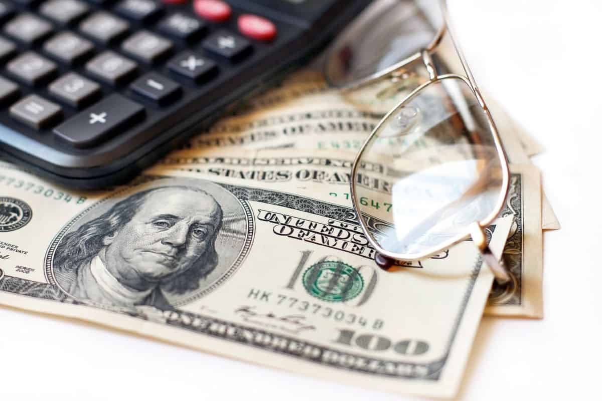 18 Dollars An Hour Is How Much A Year Budget Taxes Jobs More 18 Dollars An Hour Is How Much A Year Budget Taxes Jobs More
